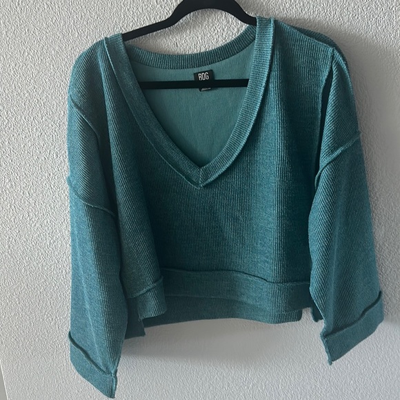 BDG | Sweaters | Bdg Oversized Inside Out Seam Cropped Sweater | Poshmark